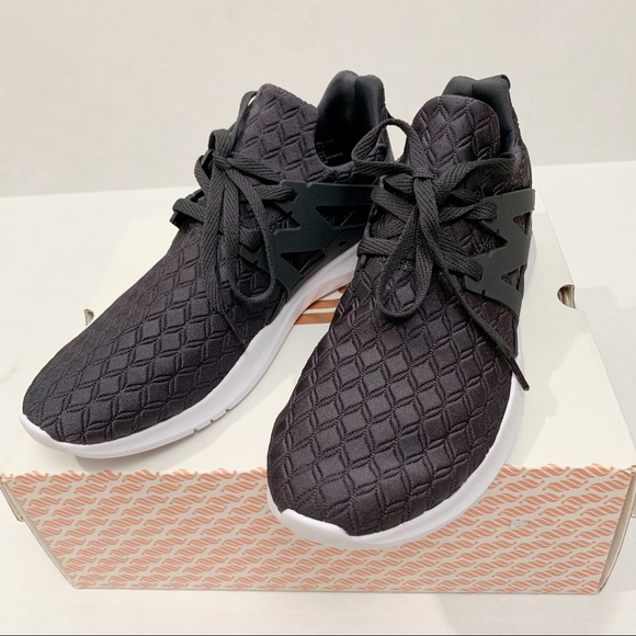 Fabletics | Shoes | Fabletics Quilted Indio Sneaker | Poshmark